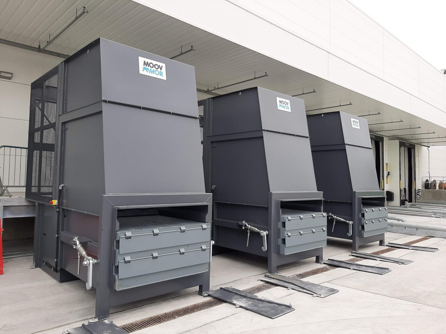 3 New Static Compactors for Pharma Client | Moovmor